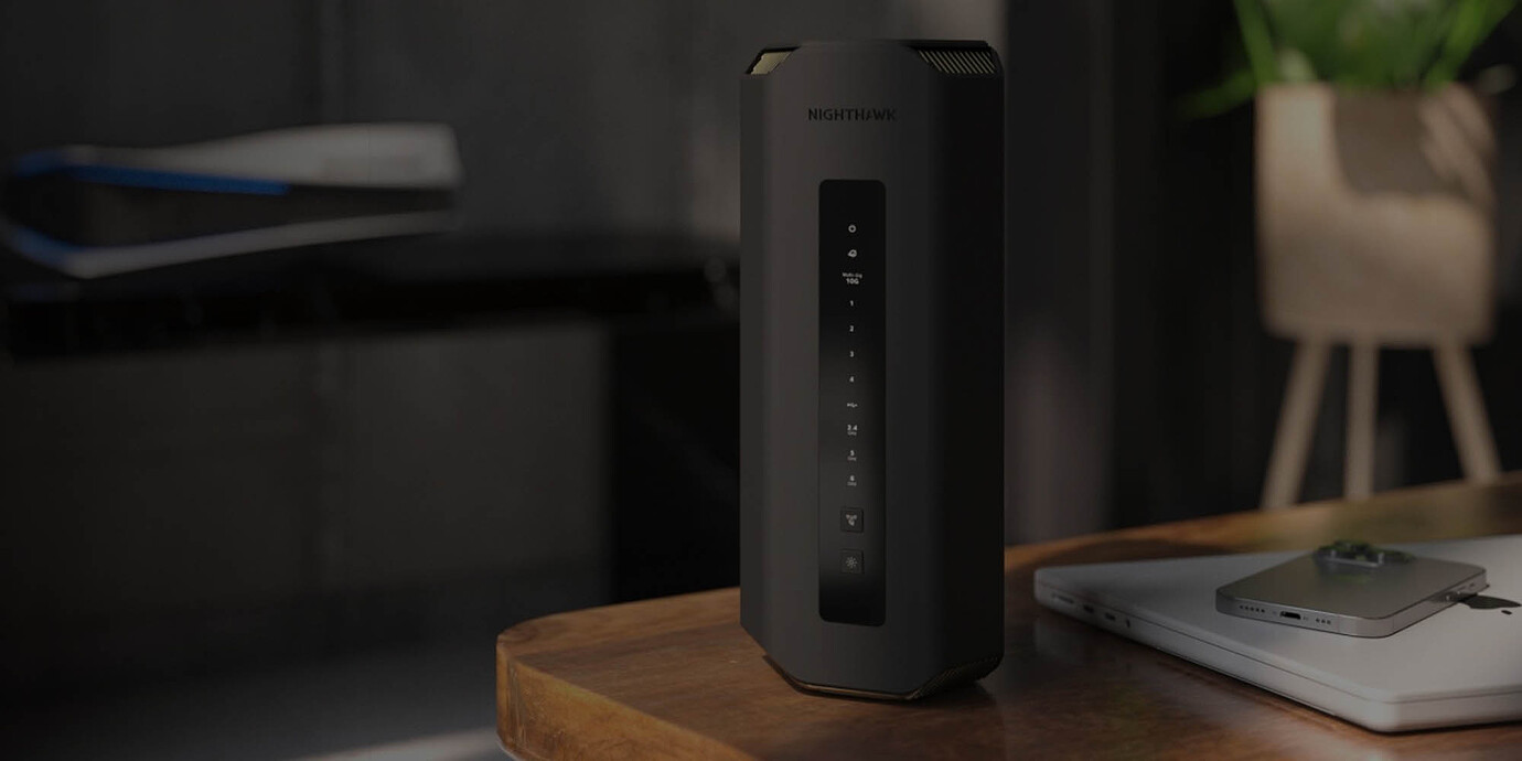 NETGEAR unveils all-new tri-band Nighthawk RS700, the ‘first Wi-Fi 7 ...